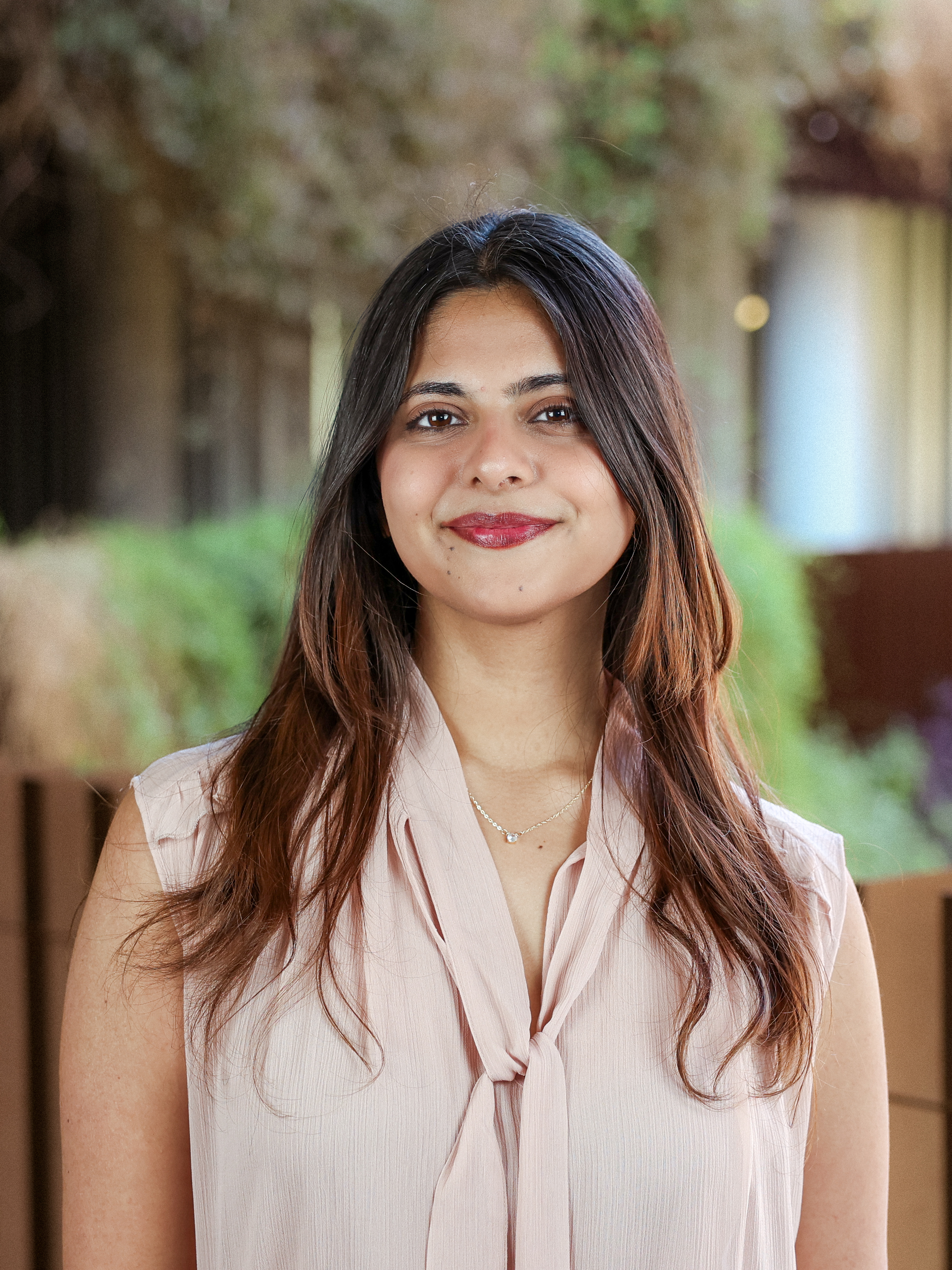 Insha Khan | Finance Strategy & Solutions